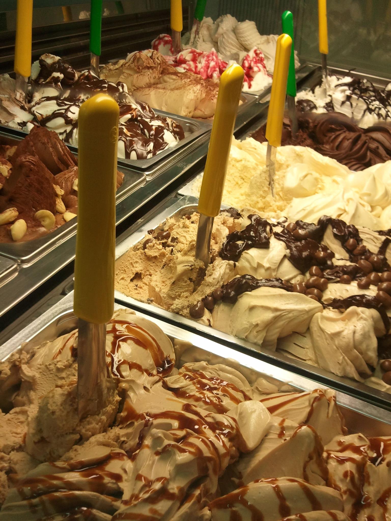 Heladería Artesanal - Heladeria Puerta Real